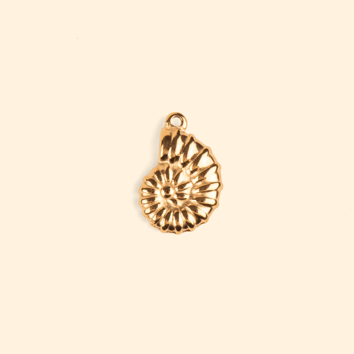 Nautica Shell Charm Gold Stainless Steel | Aurea Boutique